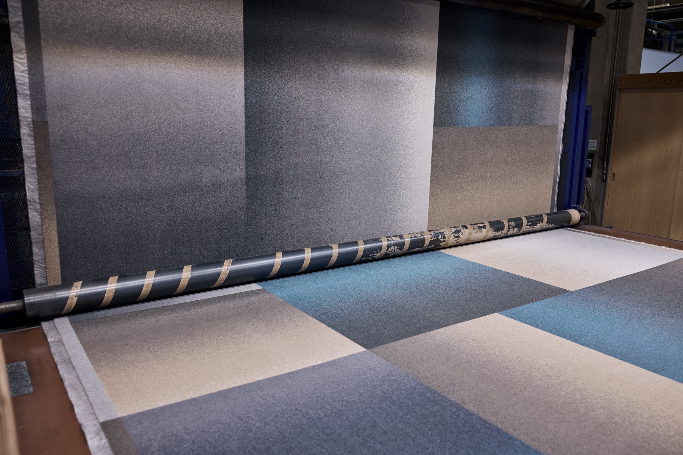 New Aspects #01: Colour Transparency