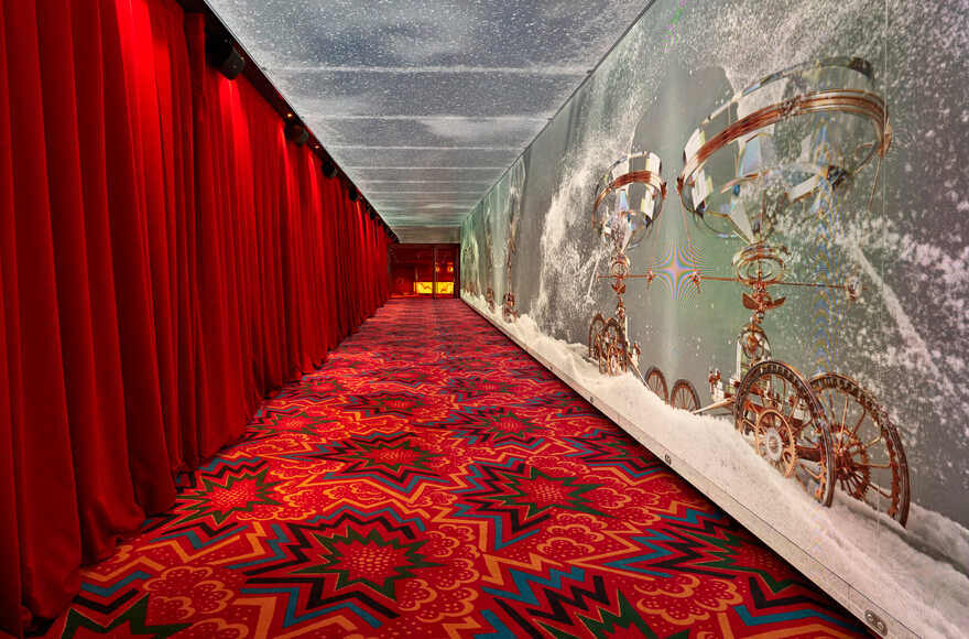 Storytelling carpet: Turning Parisian spaces into experiences